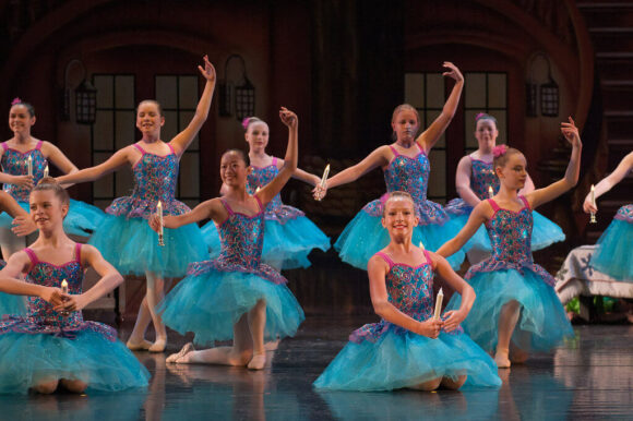 Performance - Utah Dance Center